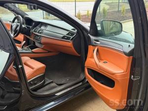 Melns BMW X6 2012 Rīga, ar dzinēja tilpumu 4.40 L un nobraukumu 215 tūkst. km par 20000 €, foto 15 vietnē AUTOMOTO.COM.LV
