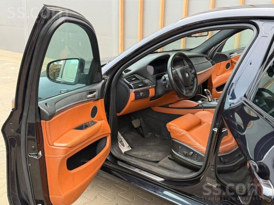 Melns BMW X6 2012 Rīga, ar dzinēja tilpumu 4.40 L un nobraukumu 215 tūkst. km par 20000 €, foto 19 vietnē AUTOMOTO.COM.LV