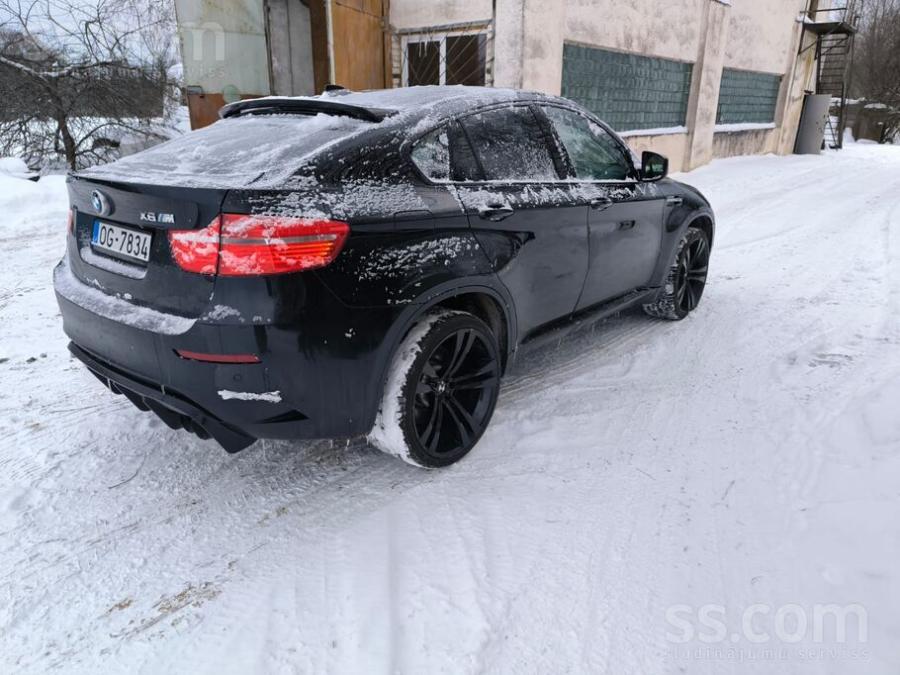 Melns BMW X6 2012 Rīga, ar dzinēja tilpumu 4.40 L un nobraukumu 215 tūkst. km par 20000 €, foto 23 vietnē AUTOMOTO.COM.LV