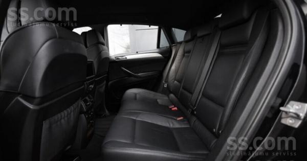 Black BMW X6 2012 in Daugavpils, with an engine capacity of 3.00 L and mileage of 246 thousand km for 15000 €, photo 4 on AUTOMOTO.COM.LV