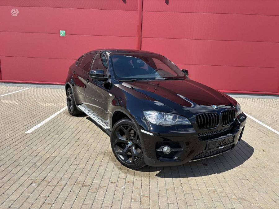 Black BMW X6 2012 in Kaunas, with an engine capacity of 3.00 L and mileage of 312 thousand km for 12750 €, photo 1 on AUTOMOTO.COM.LV