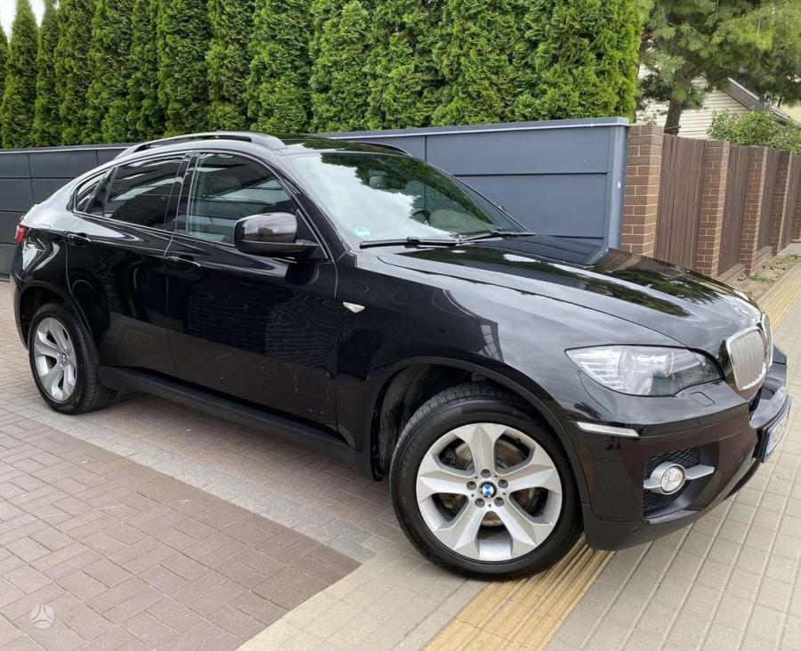 Black BMW X6 2012 in Marijampole, with an engine capacity of 2.99 L and mileage of 223 thousand km for 12850 €, photo 10 on AUTOMOTO.COM.LV