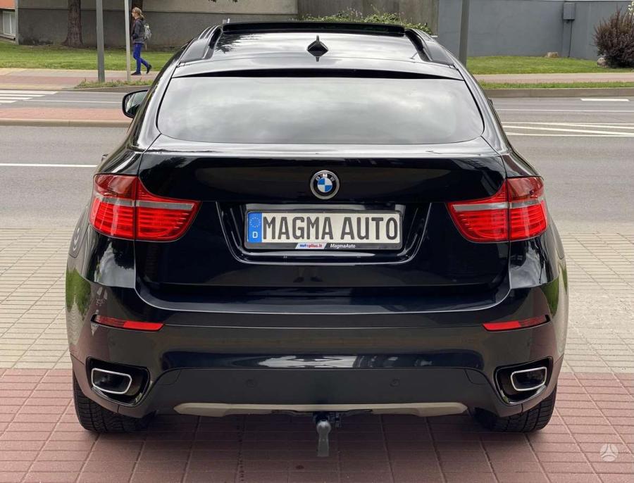 Black BMW X6 2012 in Marijampole, with an engine capacity of 2.99 L and mileage of 223 thousand km for 12850 €, photo 17 on AUTOMOTO.COM.LV
