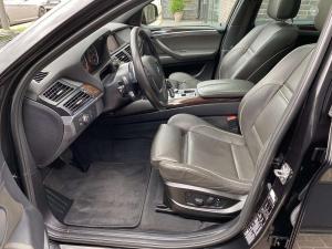 Black BMW X6 2012 in Marijampole, with an engine capacity of 2.99 L and mileage of 223 thousand km for 12850 €, photo 21 on AUTOMOTO.COM.LV