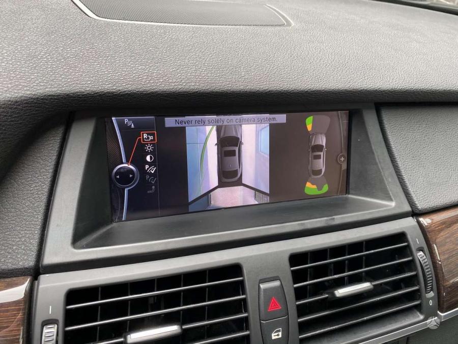 Black BMW X6 2012 in Marijampole, with an engine capacity of 2.99 L and mileage of 223 thousand km for 12850 €, photo 28 on AUTOMOTO.COM.LV