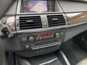 Black BMW X6 2012 in Marijampole, with an engine capacity of 2.99 L and mileage of 223 thousand km for 12850 €, photo 29 on AUTOMOTO.COM.LV