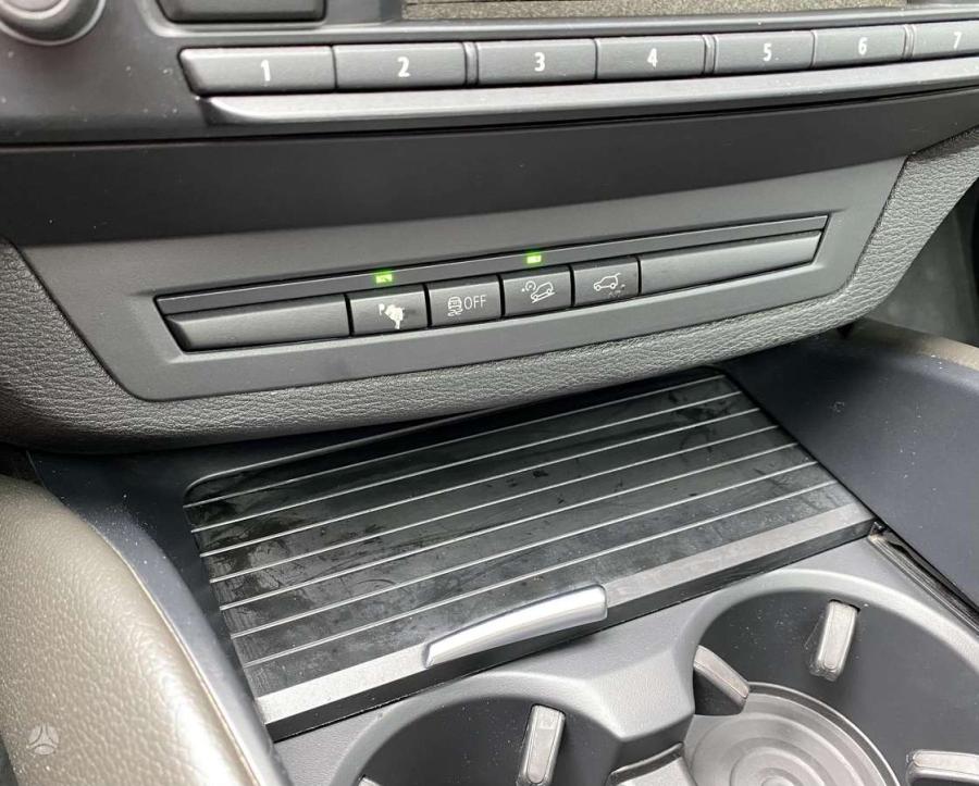 Black BMW X6 2012 in Marijampole, with an engine capacity of 2.99 L and mileage of 223 thousand km for 12850 €, photo 38 on AUTOMOTO.COM.LV