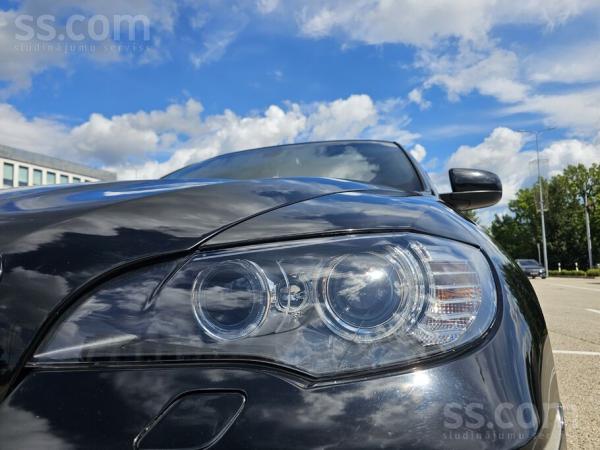 Black BMW X6 2012 in Riga, with an engine capacity of 3.00 L and mileage of 200 thousand km for 12900 €, photo 6 on AUTOMOTO.COM.LV