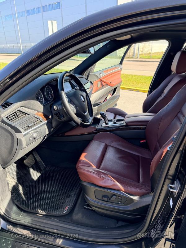 Melns BMW X6 2012 Tallina, ar dzinēja tilpumu 3.00 L un nobraukumu 214 tūkst. km par 14000 €, foto 7 vietnē AUTOMOTO.COM.LV