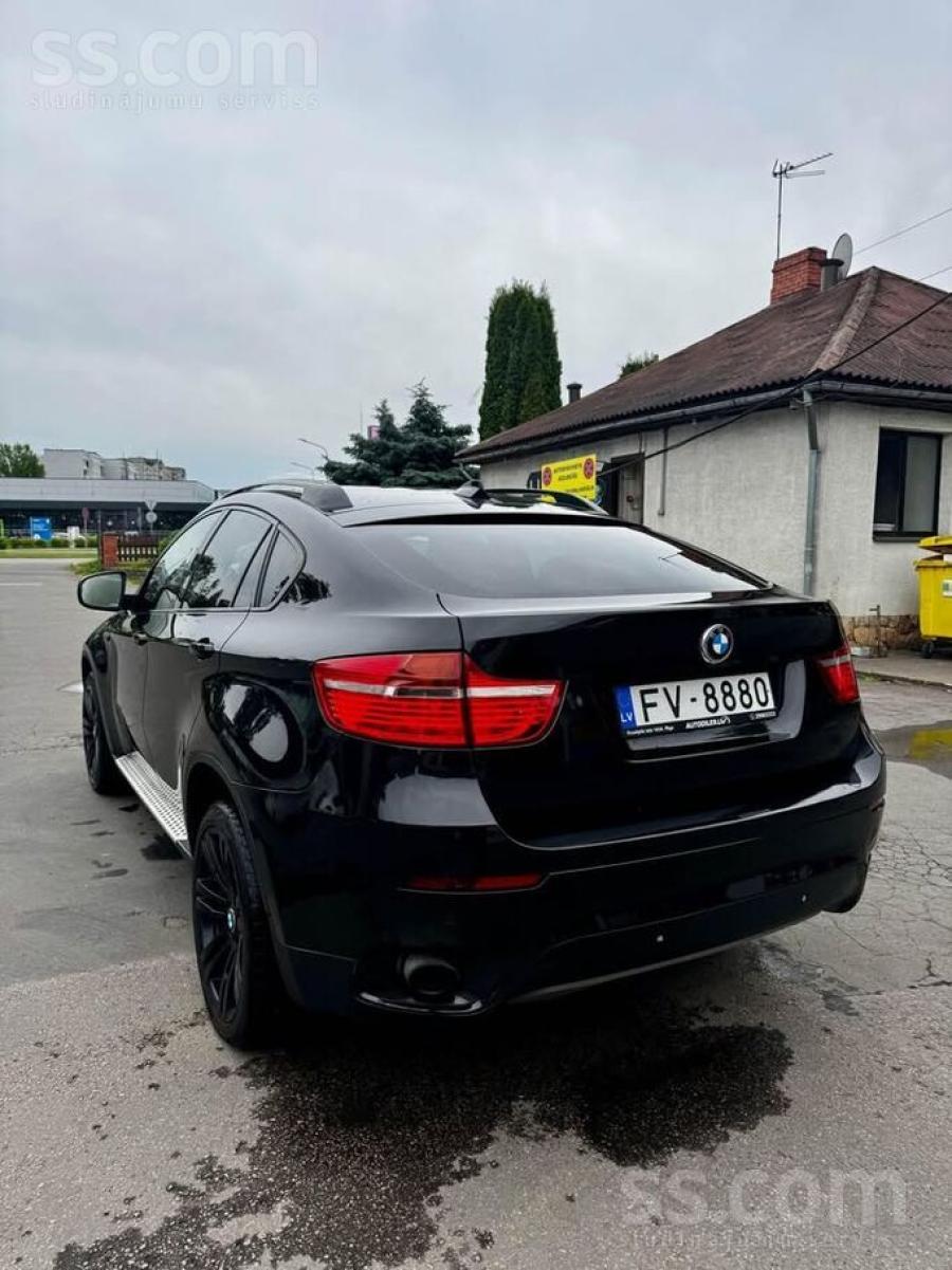 Black BMW X6 2012 in Riga, with an engine capacity of 3.00 L and mileage of 340 thousand km for 12800 €, photo 5 on AUTOMOTO.COM.LV