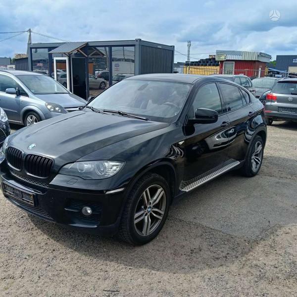 Melns BMW X6 2012 Kauņa, ar dzinēja tilpumu 3.00 L un nobraukumu 236 tūkst. km par 12700 €, foto 2 vietnē AUTOMOTO.COM.LV