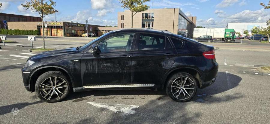Melns BMW X6 2012 Klaipėda, ar dzinēja tilpumu 2.99 L un nobraukumu 340 tūkst. km par 13200 €, foto 4 vietnē AUTOMOTO.COM.LV