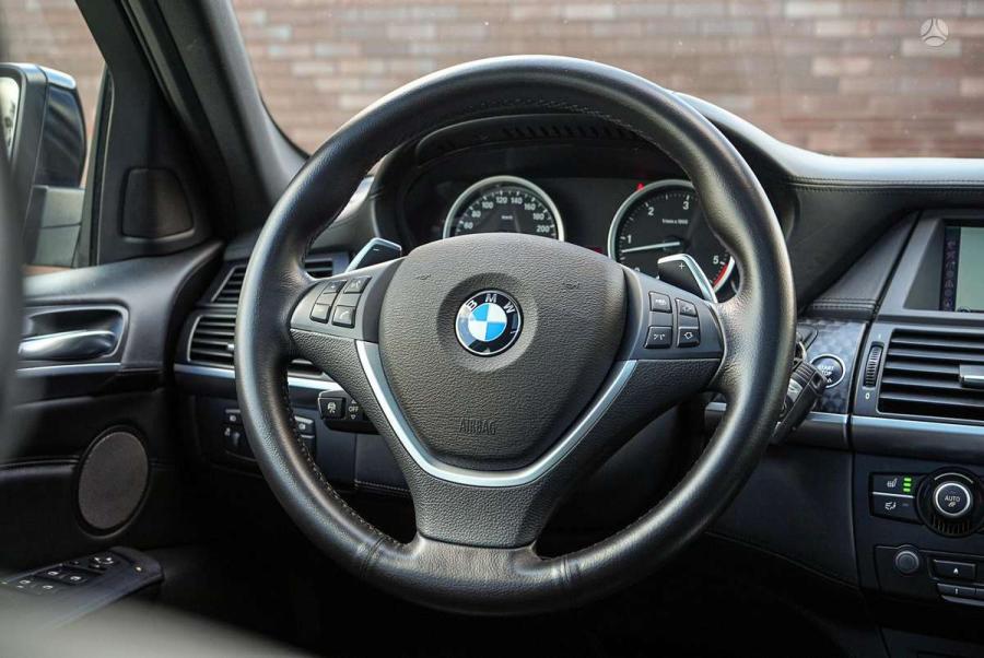 Melns BMW X6 2012 Marijampole, ar dzinēja tilpumu 2.99 L un nobraukumu 231 tūkst. km par 14750 €, foto 29 vietnē AUTOMOTO.COM.LV