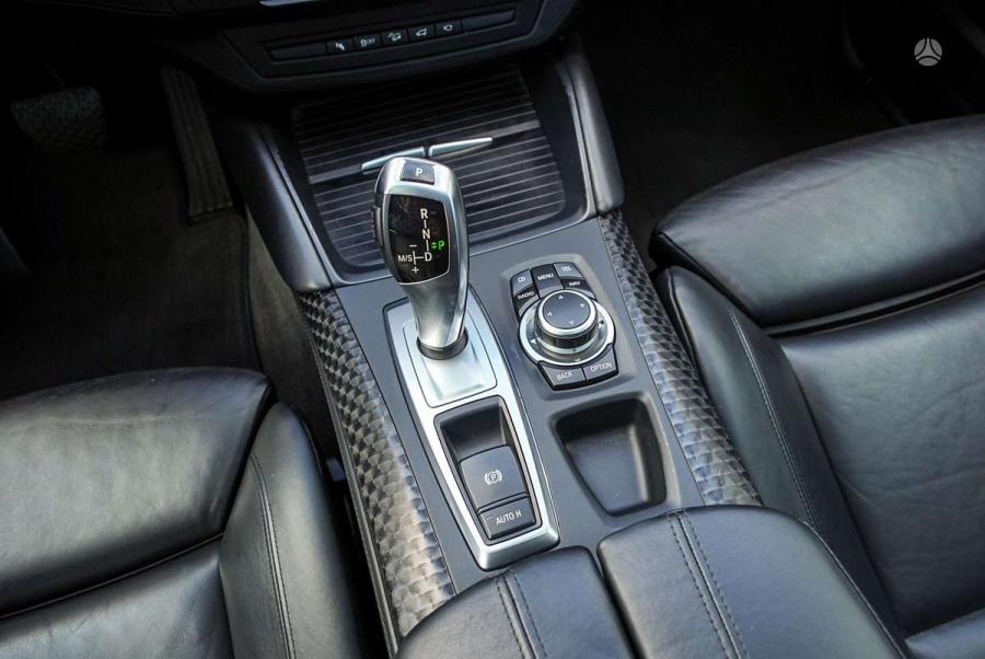 Melns BMW X6 2012 Marijampole, ar dzinēja tilpumu 2.99 L un nobraukumu 231 tūkst. km par 14750 €, foto 31 vietnē AUTOMOTO.COM.LV