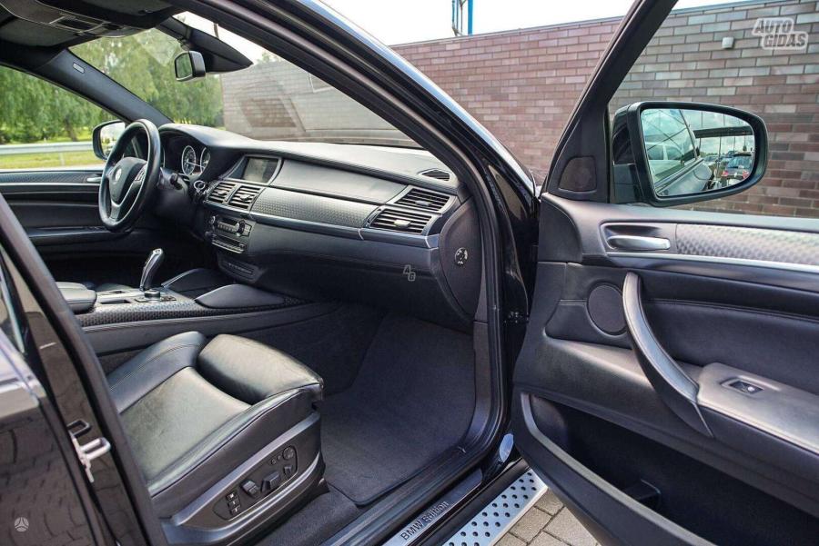 Melns BMW X6 2012 Kauņa, ar dzinēja tilpumu 3.00 L un nobraukumu 231 tūkst. km par 14450 €, foto 24 vietnē AUTOMOTO.COM.LV