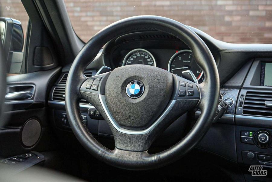 Melns BMW X6 2012 Kauņa, ar dzinēja tilpumu 3.00 L un nobraukumu 231 tūkst. km par 14450 €, foto 29 vietnē AUTOMOTO.COM.LV