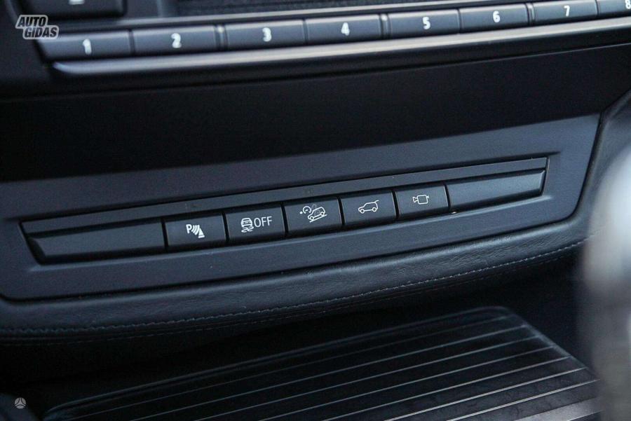 Melns BMW X6 2012 Kauņa, ar dzinēja tilpumu 3.00 L un nobraukumu 231 tūkst. km par 14450 €, foto 32 vietnē AUTOMOTO.COM.LV