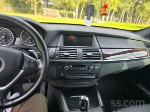 Black BMW X6 2012 in Talsi, with an engine capacity of 3.00 L and mileage of 363 thousand km for 10500 €, photo 6 on AUTOMOTO.COM.LV