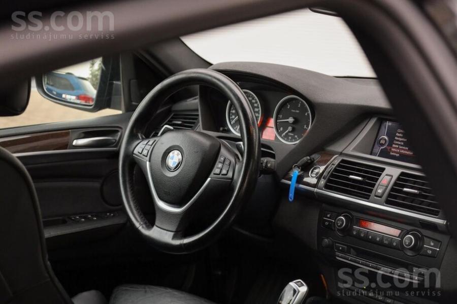 Melns BMW X6 2012 Rīga, ar dzinēja tilpumu 3.00 L un nobraukumu 168 tūkst. km par 13495 €, foto 23 vietnē AUTOMOTO.COM.LV