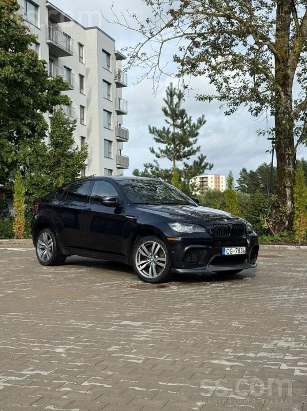 Black BMW X6 2012 in Riga, with an engine capacity of 4.40 L and mileage of 223 thousand km for 14200 €, photo 1 on AUTOMOTO.COM.LV