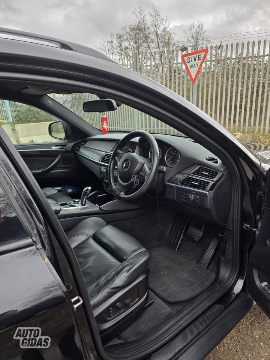 Melns BMW X6 2012 Šauļi, ar dzinēja tilpumu 3.00 L un nobraukumu 136 tūkst. km par 6199 €, foto 8 vietnē AUTOMOTO.COM.LV