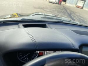 Black BMW X6 2013 in Riga, with an engine capacity of 3.00 L and mileage of 272 thousand km for 16500 €, photo 5 on AUTOMOTO.COM.LV