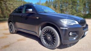 Black BMW X6 2013 in Jurmala, with an engine capacity of 3.00 L and mileage of 276 thousand km for 25450 €, photo 4 on AUTOMOTO.COM.LV