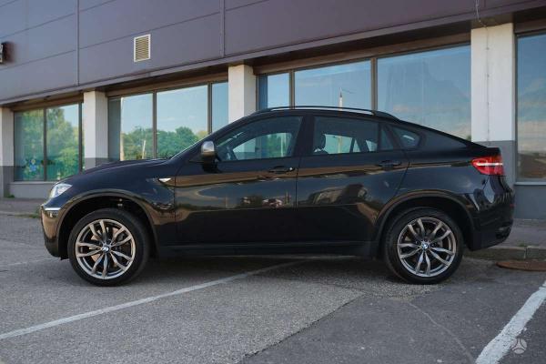 Black BMW X6 2013 in Vilnius, with an engine capacity of 2.99 L and mileage of 340 thousand km for 15250 €, photo 2 on AUTOMOTO.COM.LV