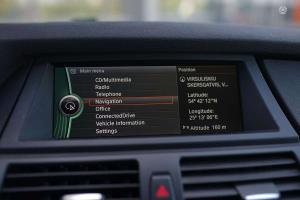 Black BMW X6 2013 in Vilnius, with an engine capacity of 2.99 L and mileage of 340 thousand km for 15250 €, photo 32 on AUTOMOTO.COM.LV