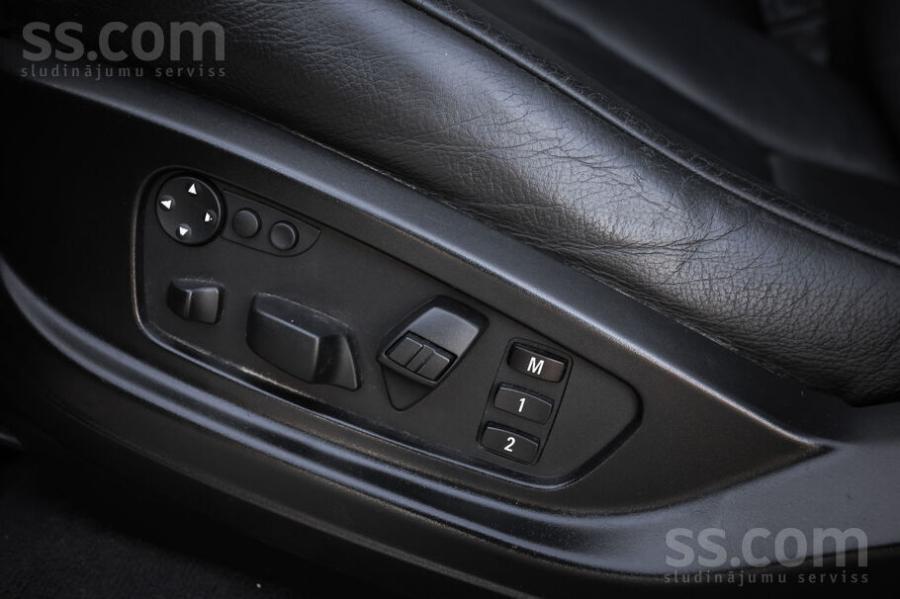Melns BMW X6 2013 Jelgava, ar dzinēja tilpumu 3.00 L un nobraukumu 224 tūkst. km par 14800 €, foto 20 vietnē AUTOMOTO.COM.LV