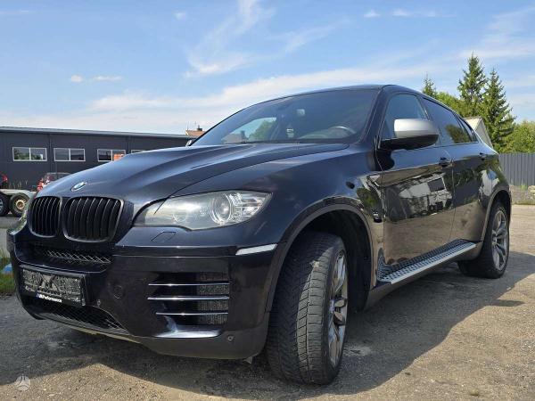 Black BMW X6 2013 in Siauliai, with an engine capacity of 2.99 L and mileage of 302 thousand km for 7900 €, photo 3 on AUTOMOTO.COM.LV