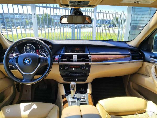 Black BMW X6 2013 in Klaipeda, with an engine capacity of 3.00 L and mileage of 212 thousand km for 11500 €, photo 5 on AUTOMOTO.COM.LV