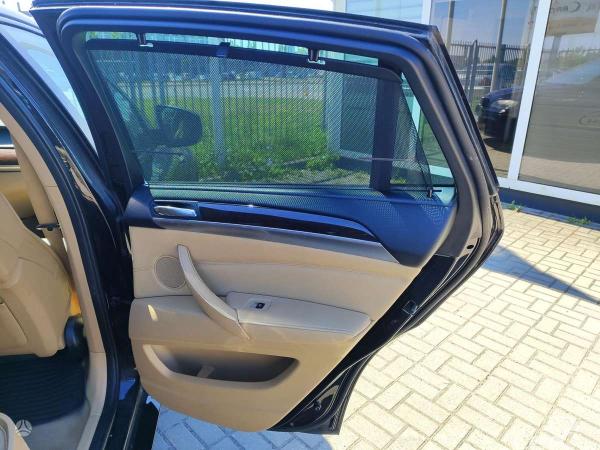 Black BMW X6 2013 in Klaipeda, with an engine capacity of 3.00 L and mileage of 212 thousand km for 11500 €, photo 10 on AUTOMOTO.COM.LV