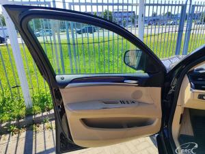 Black BMW X6 2013 in Klaipeda, with an engine capacity of 3.00 L and mileage of 212 thousand km for 11500 €, photo 21 on AUTOMOTO.COM.LV