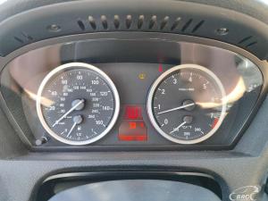 Black BMW X6 2013 in Klaipeda, with an engine capacity of 3.00 L and mileage of 212 thousand km for 11500 €, photo 30 on AUTOMOTO.COM.LV