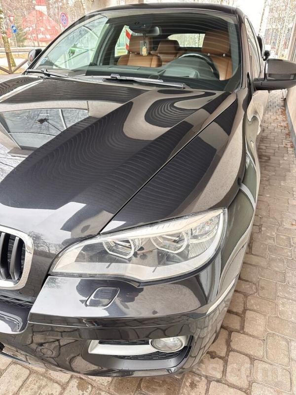 BMW X6 2013 in Riga on AUTOMOTO.COM.LV Black BMW X6 2013 in Riga, with an engine capacity of 3.00 L and mileage of 150 thousand km for 14700 €, photo 9 on AUTOMOTO.COM.LV