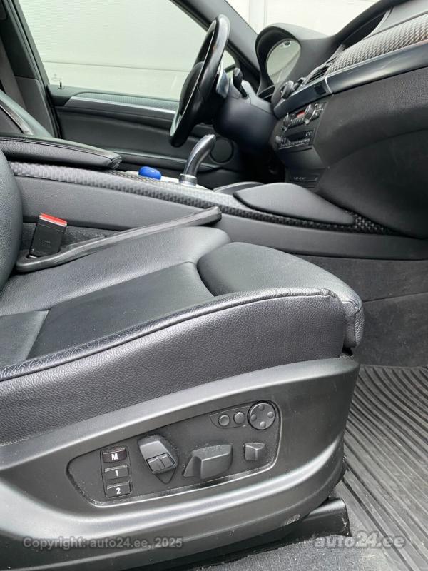 Melns BMW X6 2014 Tallina, ar dzinēja tilpumu 3.00 L un nobraukumu 225 tūkst. km par 21900 €, foto 11 vietnē AUTOMOTO.COM.LV
