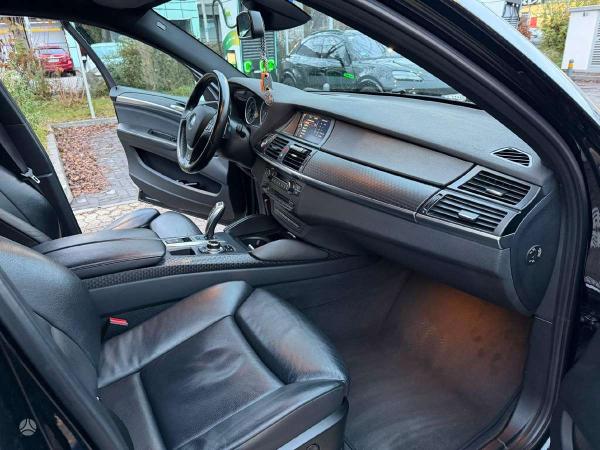 Melns BMW X6 2014 Klaipėda, ar dzinēja tilpumu 2.99 L un nobraukumu 261 tūkst. km par 14900 €, foto 11 vietnē AUTOMOTO.COM.LV