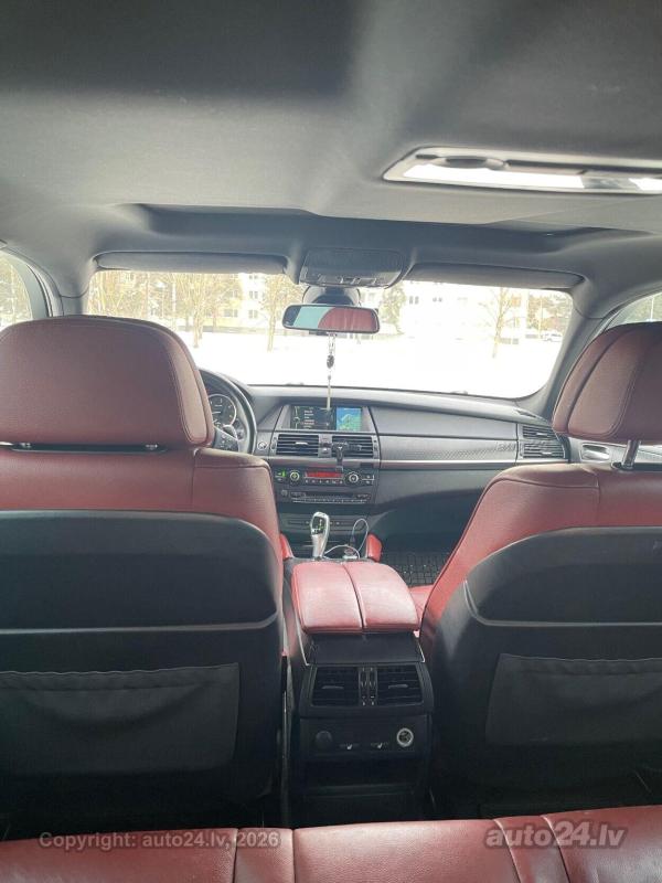 Melns BMW X6 2014 Tallina, ar dzinēja tilpumu 3.00 L un nobraukumu 251 tūkst. km par 17000 €, foto 11 vietnē AUTOMOTO.COM.LV
