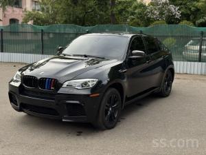 Black BMW X6 2014 in Riga, with an engine capacity of 4.40 L and mileage of 155 thousand km for 10890 €, photo 8 on AUTOMOTO.COM.LV