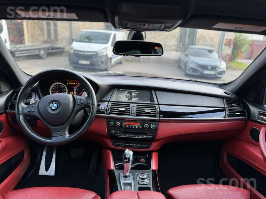 Black BMW X6 2014 in Riga, with an engine capacity of 4.40 L and mileage of 155 thousand km for 10890 €, photo 14 on AUTOMOTO.COM.LV