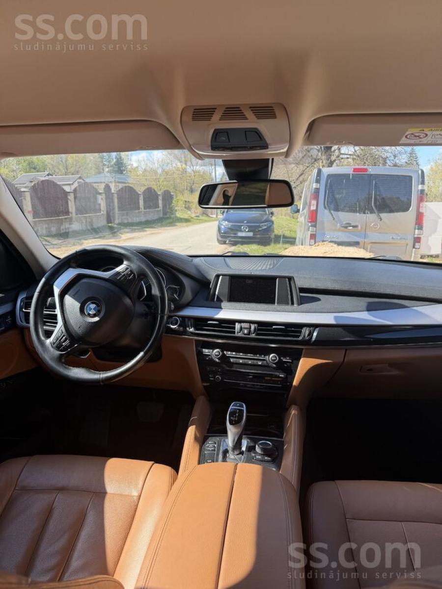 Melns BMW X6 2014 Ogre, ar dzinēja tilpumu 3.00 L un nobraukumu 283 tūkst. km par 18000 €, foto 5 vietnē AUTOMOTO.COM.LV