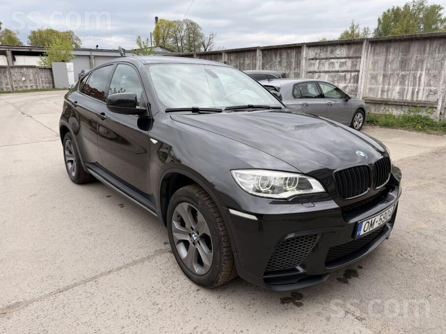 Черный БМВ Х6 2014 в Рига, объемом двигателя 3.00 л и пробегом 135 тыс. км за 19800 €, фото 1 на AUTOMOTO.COM.LV