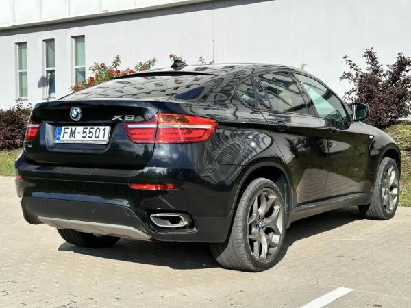 Black BMW X6 2014 in Riga, with an engine capacity of 3.00 L and mileage of 256 thousand km for 17300 €, photo 4 on AUTOMOTO.COM.LV