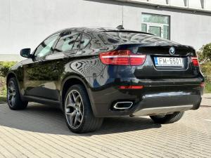 Black BMW X6 2014 in Riga, with an engine capacity of 3.00 L and mileage of 256 thousand km for 17300 €, photo 7 on AUTOMOTO.COM.LV