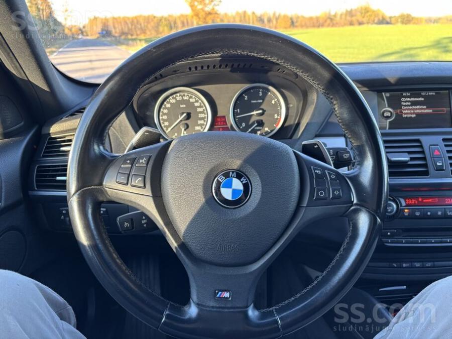Black BMW X6 2014 in Ogre, with an engine capacity of 3.00 L and mileage of 212 thousand km for 13700 €, photo 13 on AUTOMOTO.COM.LV