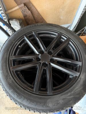 Black BMW X6 2014 in Parnu, with an engine capacity of 3.00 L and mileage of 298 thousand km for 18900 €, photo 21 on AUTOMOTO.COM.LV