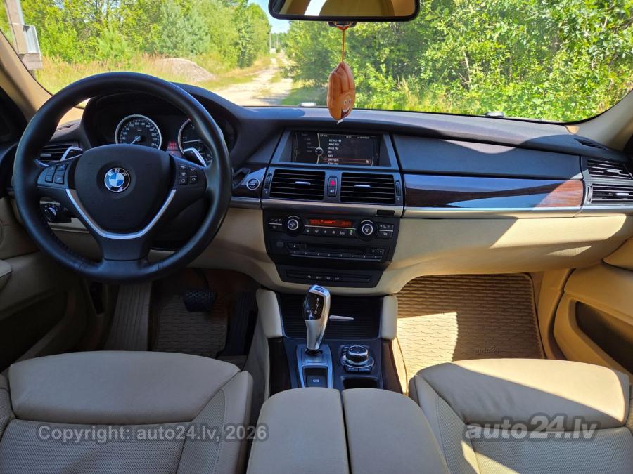 Melns BMW X6 2014 Tartu, ar dzinēja tilpumu 3.00 L un nobraukumu 310 tūkst. km par 19900 €, foto 3 vietnē AUTOMOTO.COM.LV