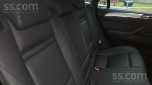 Black BMW X6 2014 in Riga, with an engine capacity of 3.00 L and mileage of 199 thousand km for 16500 €, photo 9 on AUTOMOTO.COM.LV