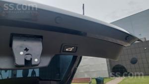 Black BMW X6 2014 in Riga, with an engine capacity of 3.00 L and mileage of 199 thousand km for 16500 €, photo 17 on AUTOMOTO.COM.LV